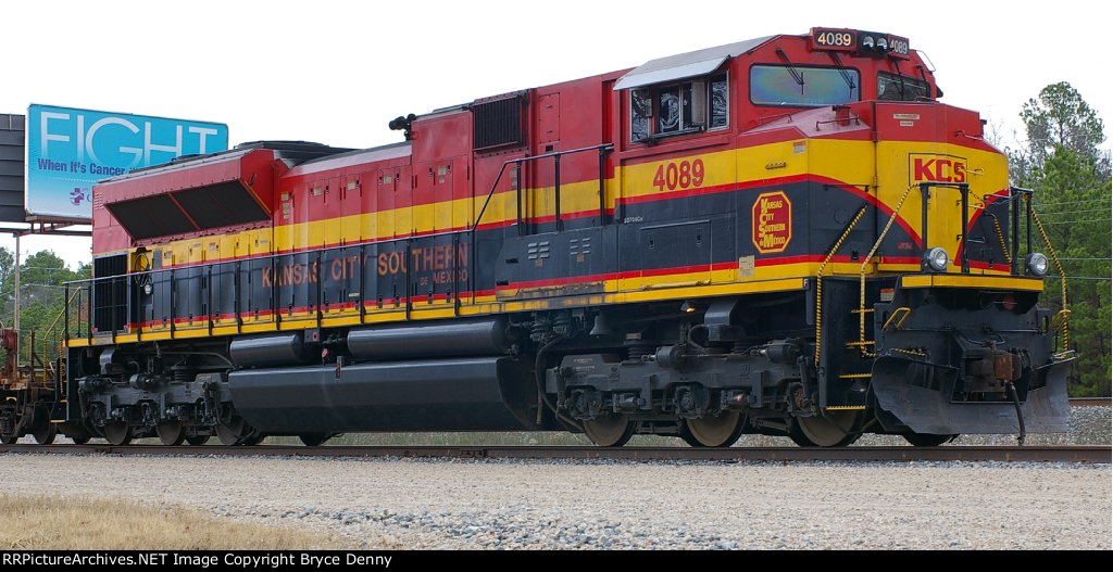 KCSM 4089 at Beaird Industrial Park